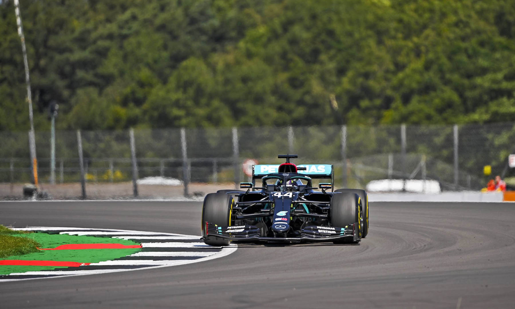 GP Βρετανίας: 91 pole positions για τον Lewis Hamilton, η 7η στο ...