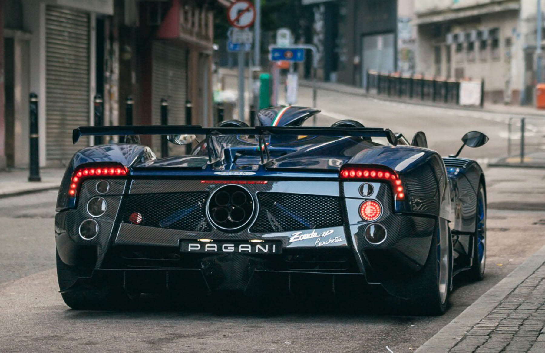 Πόσο εύκολο είναι να χαθεί ο έλεγχος με ένα supercar; - caroto.gr