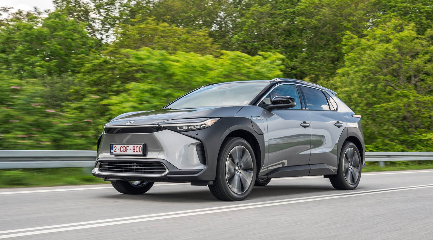 Η Toyota διορθώνει τη μεγαλύτερη ηλεκτρική της αστοχία - caroto.gr