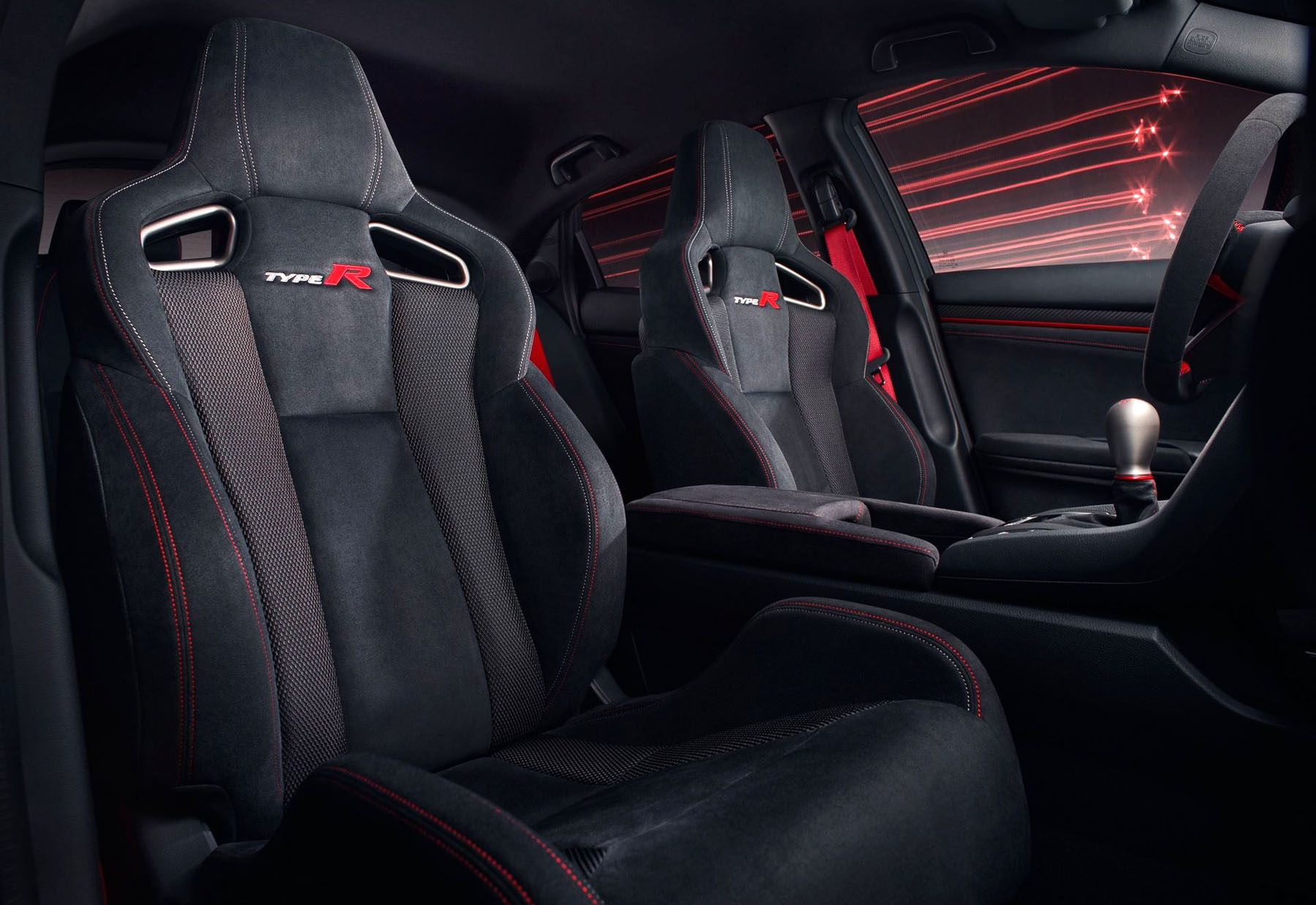 Τι είναι το δέρμα αλκαντάρα και από τι φτιάχνεται; - caroto.gr